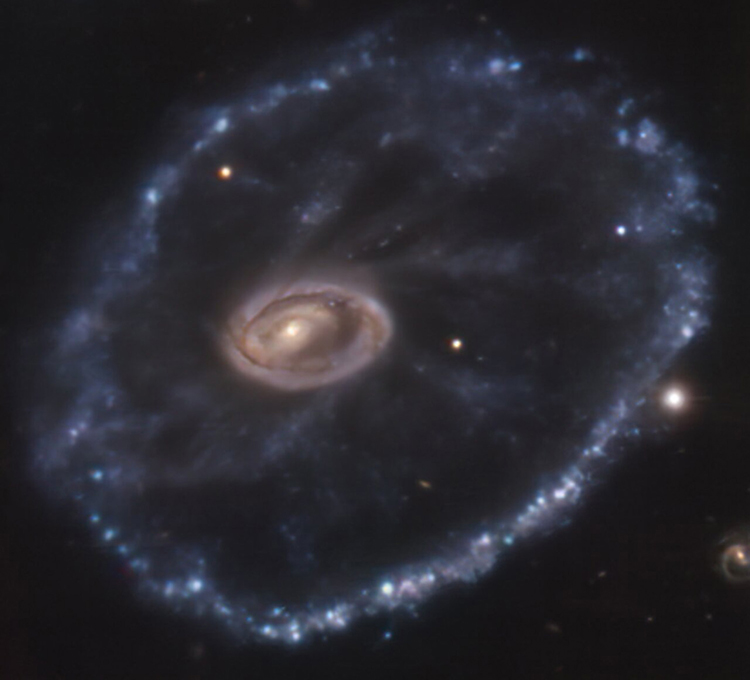 Stunning, supernova images 500 million light-years away - iMedia