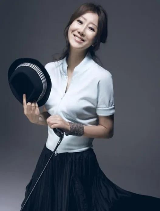 Famous actor Mai Hongmei: After divorcing Sun Nan, how is her life now ...