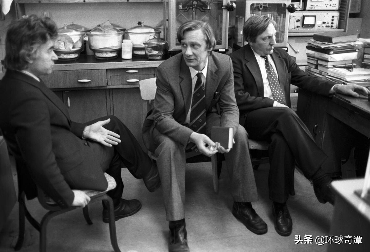 Soviet physicists grow gems in the lab for an original purpose that has ...