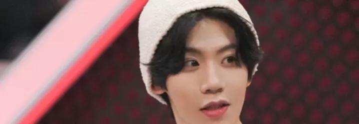 "The Flash Band" singers independently partnered with 12 groups. What ...