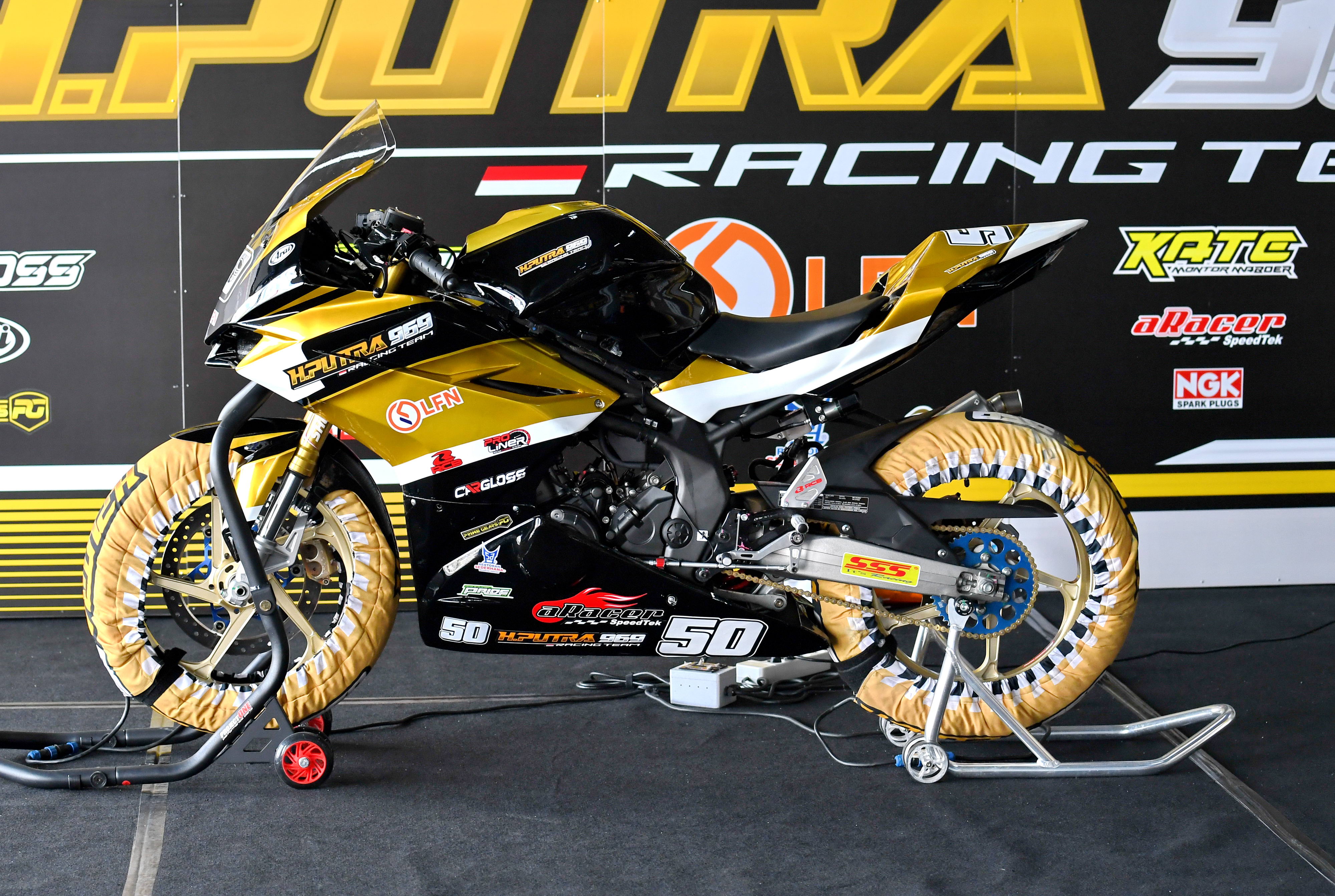 ARRC AP250 Class Racing Technical Regulations: aRacer ECU - iMedia