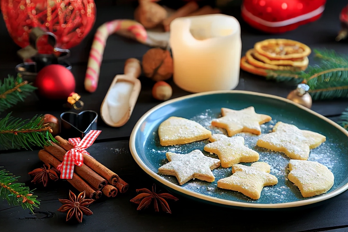 This German must-eat Christmas delicacy, why is it as hard as a rock ...