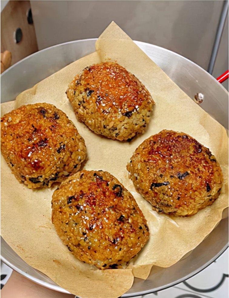 Super delicious cheese luncheon meat rice ball!Are there any other ...