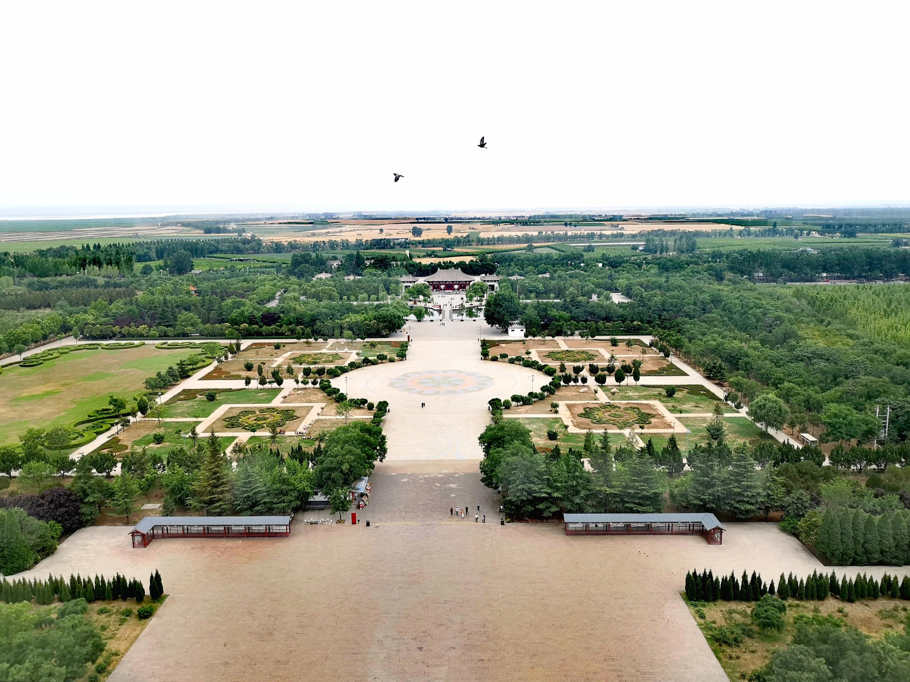 Go to the next level ~ Climb the Stork Tower - iMedia