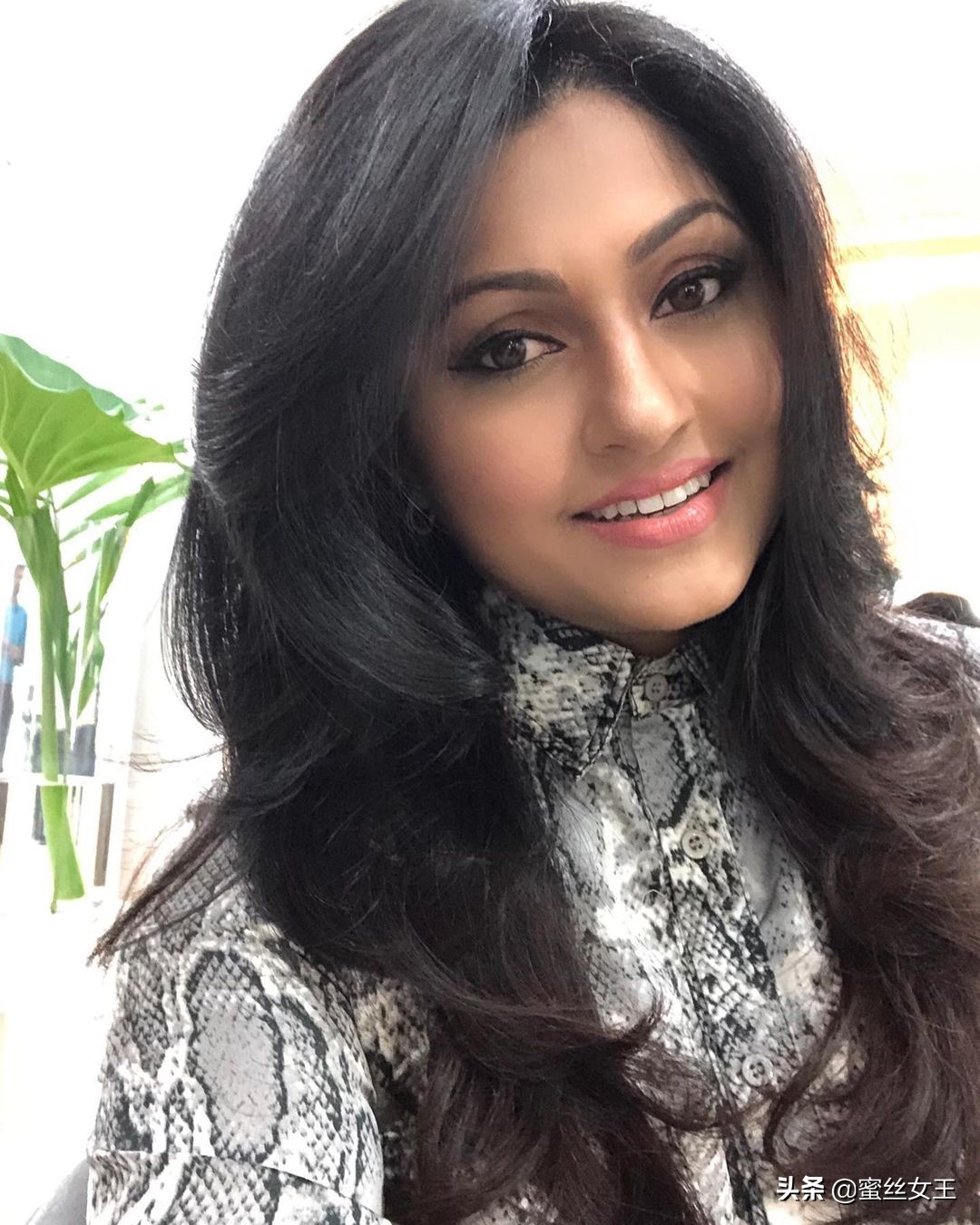 Top 7 Sri Lankan Fashion Models, Most Beautiful Sri Lankan Women - iMedia