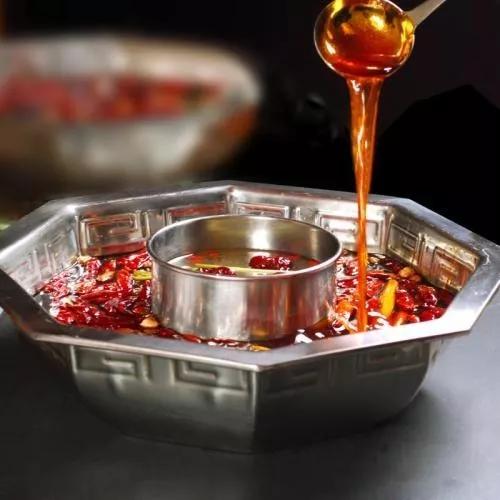 The making method of hot pot base material and hot pot oil dish in ...