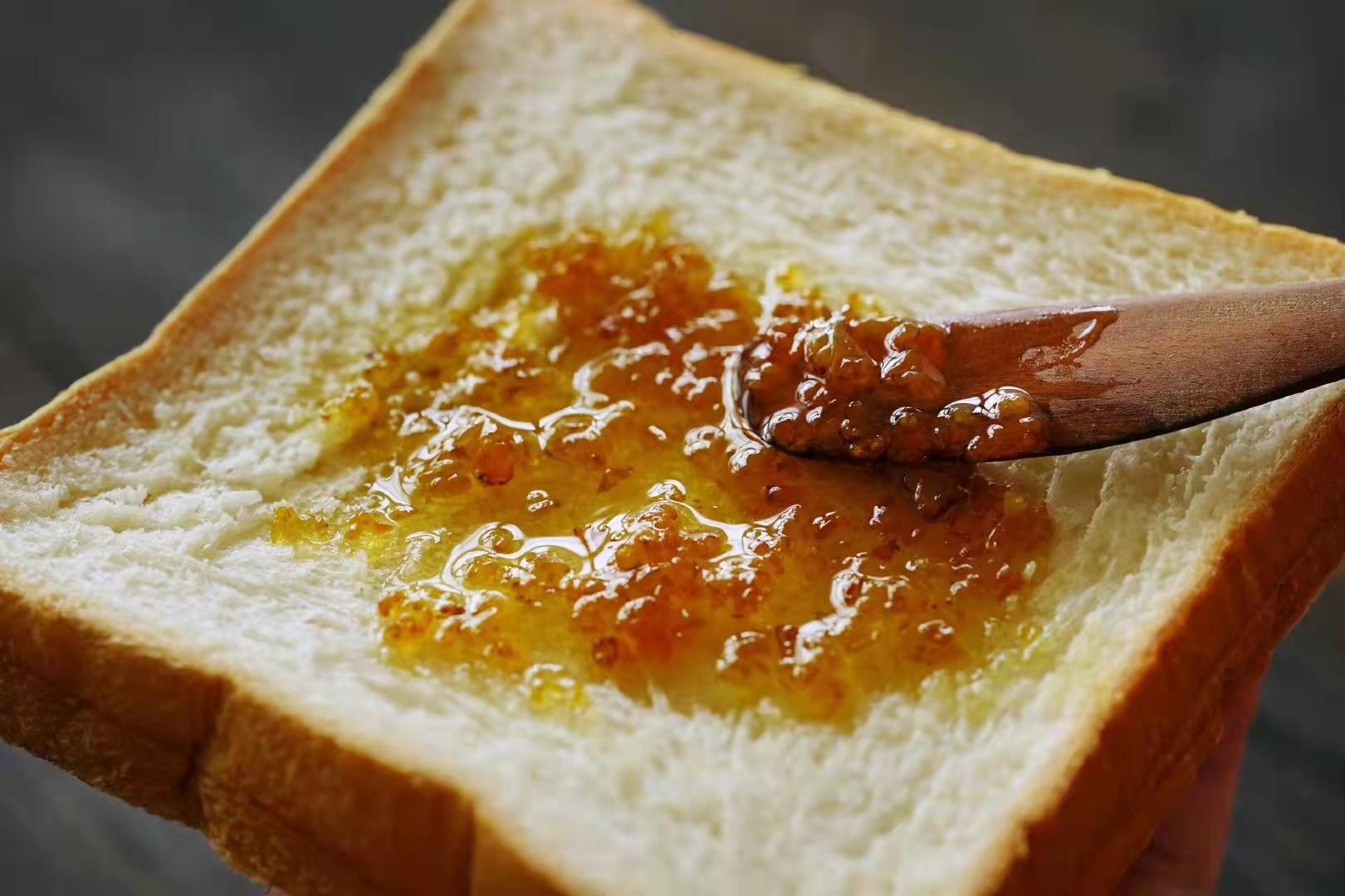 Osmanthus sauce, chicken head rice, mandarin duck sugar porridge ...
