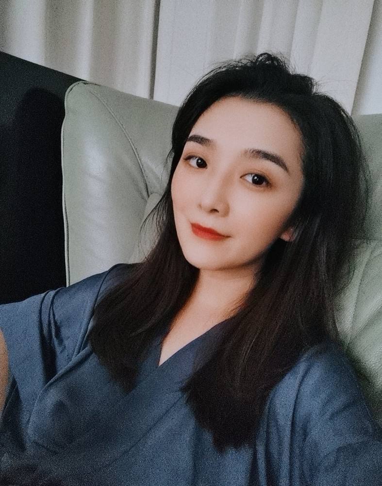 What about marrying an idol?After the divorce, Wu Yating still needs to ...