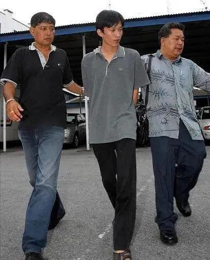 In 2004, Huang Na, an 8-year-old girl, disappeared in the downtown area ...