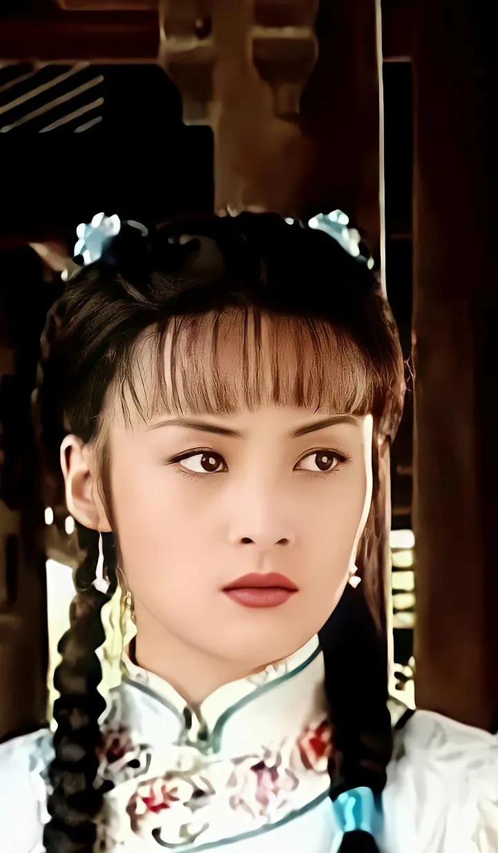 Beautiful wallpaper ‖ How beautiful was Jiang Qinqin when he was young ...