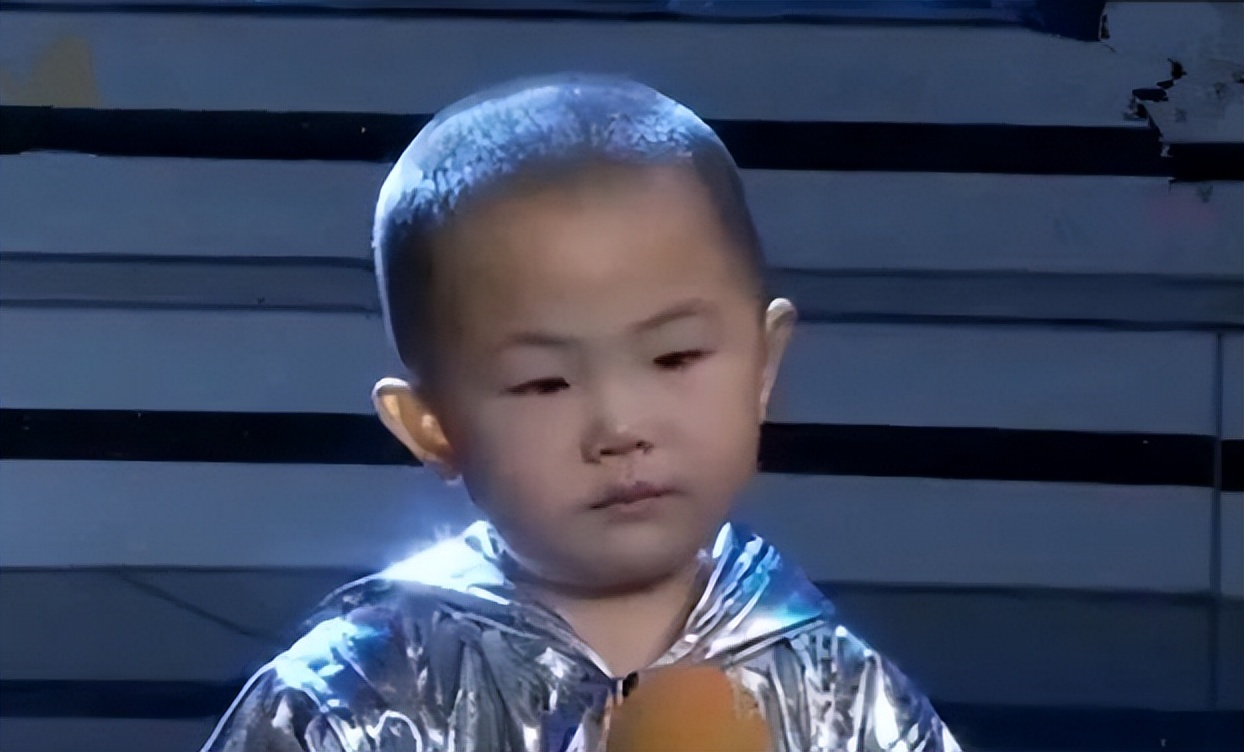 What is the current status of Zhang Junhao, who is on the same stage ...