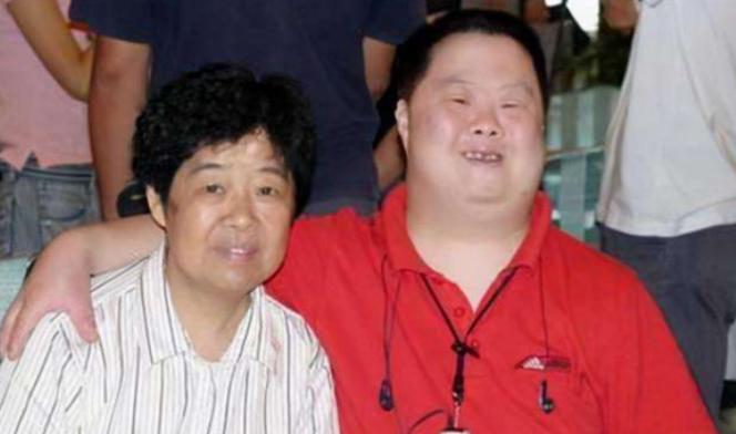 Hu Yizhou: With an IQ of 30, he became a "genius conductor". After the ...