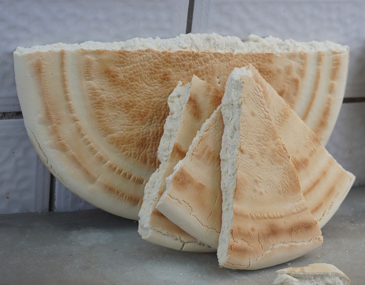 Famous Henan Cuisine: Guokui - iMedia