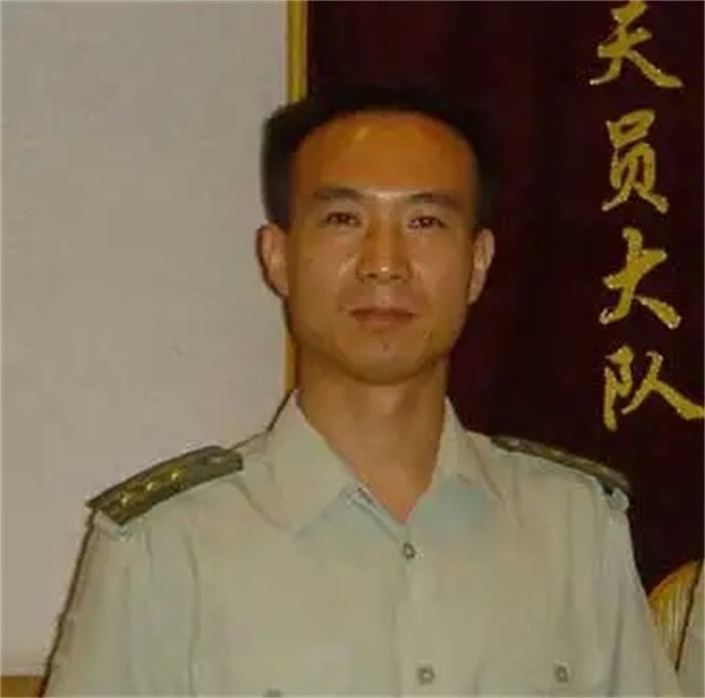 The wife of aerospace hero Fei Junlong fell in love with her husband because of a detail and ...