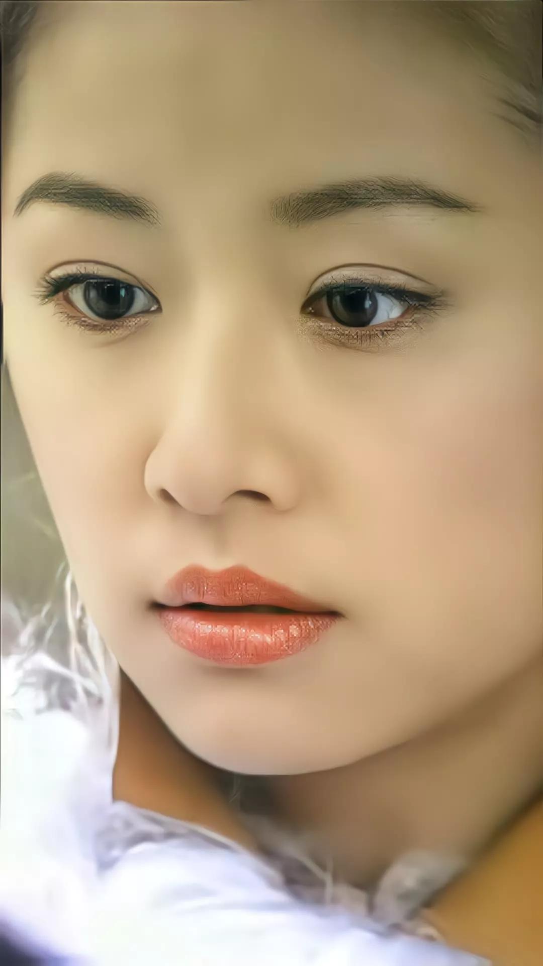 See also flying knife-Ruby Lin-Xue Caiyue - iMedia