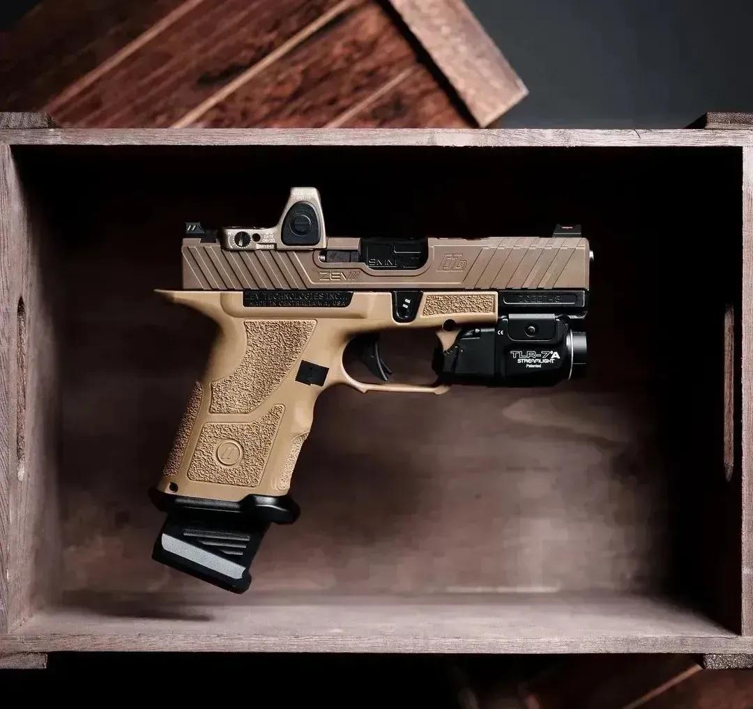 #Small weapons - iMedia