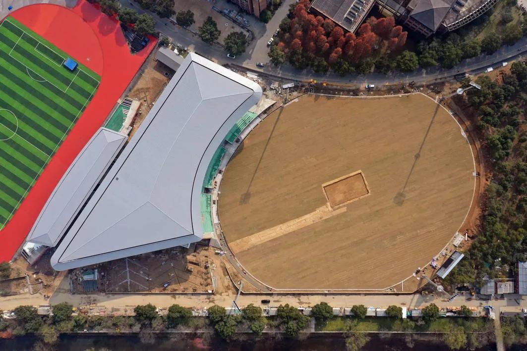 ?Look, our cricket stadium!Come to Zhejiang University of Technology to ...