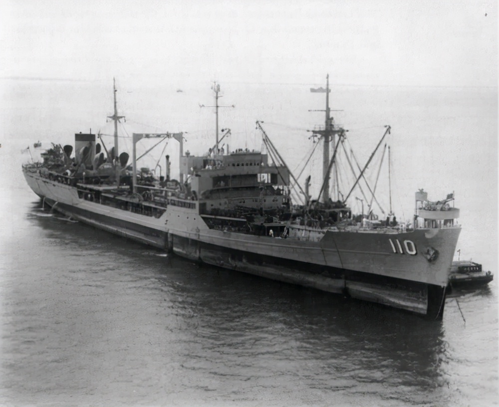 An Interesting Fact About World War II The First Submarine Sunk By A Tank Sherman Made Great an-interesting-fact-about-world-war-ii-the-first-submarine-sunk-by-a-tank-sherman-made-great