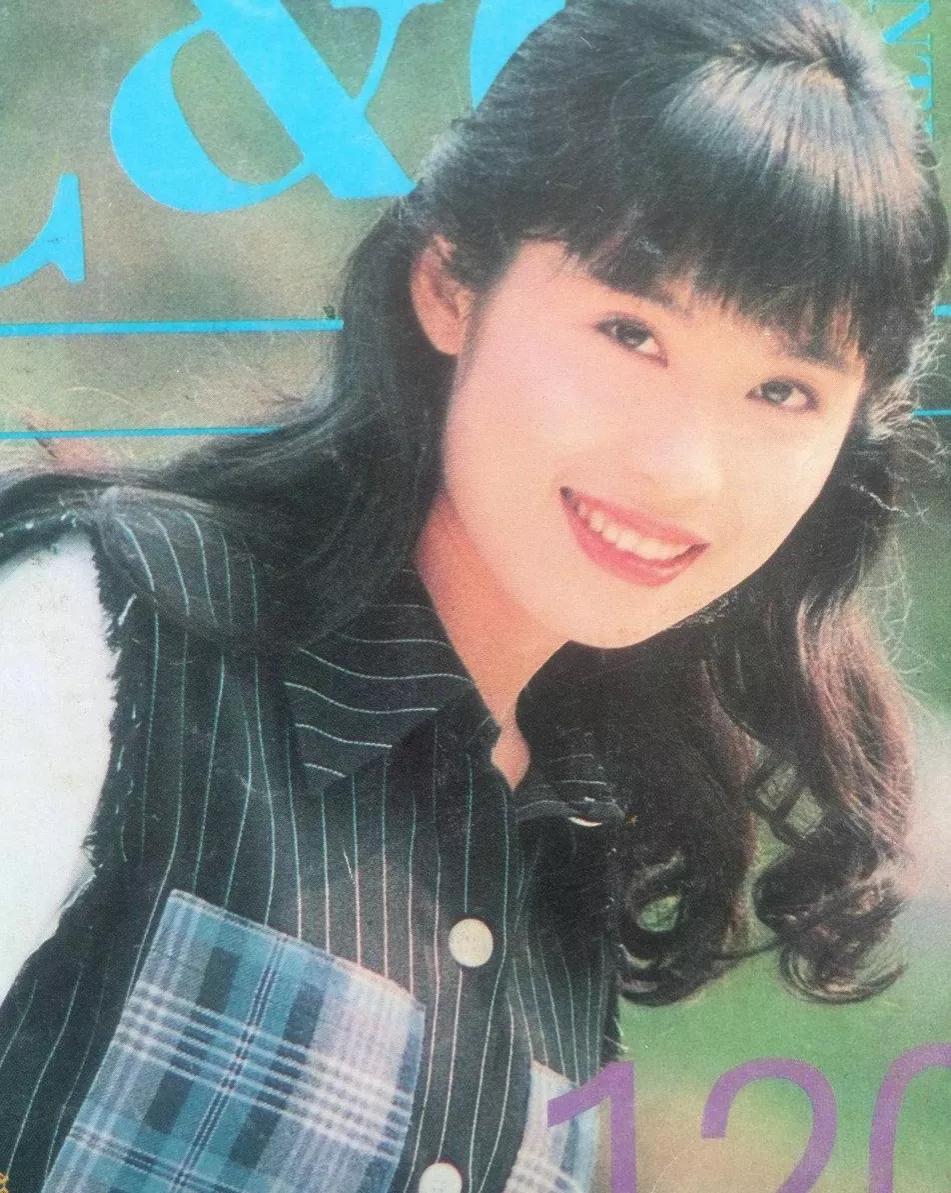 Zhou Zihan: A song "Kiss and Tears" made her popular, why did she quit ...