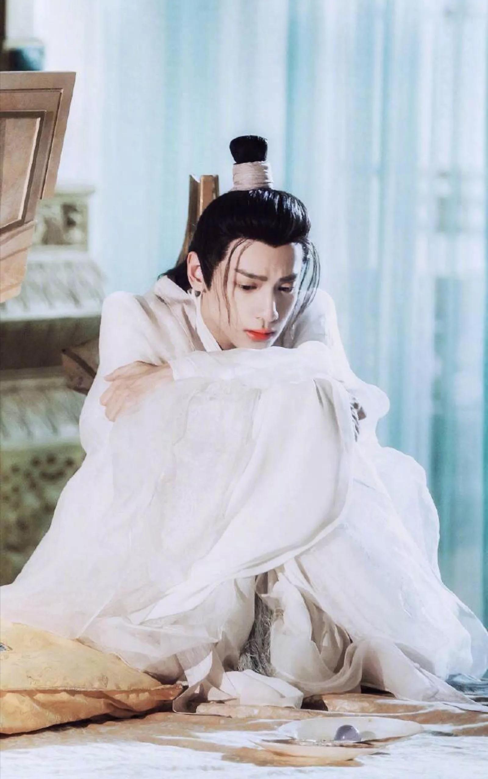 Runyu of "Sweet Honey as Ashes as Frost": Seeing Jin Mi and ...