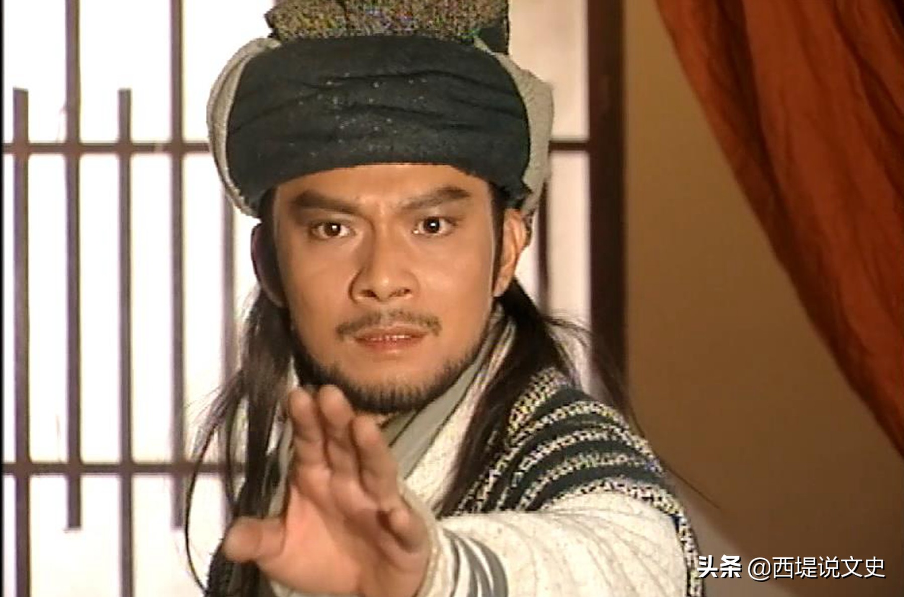 Qiao Feng is only 31 years old, why is his skill not inferior to Xiao ...