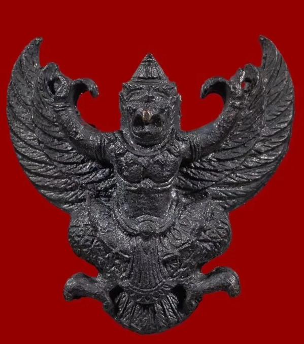 Types of Thai Amulet: "Galuda" (Eagle God) Introduction - iMedia