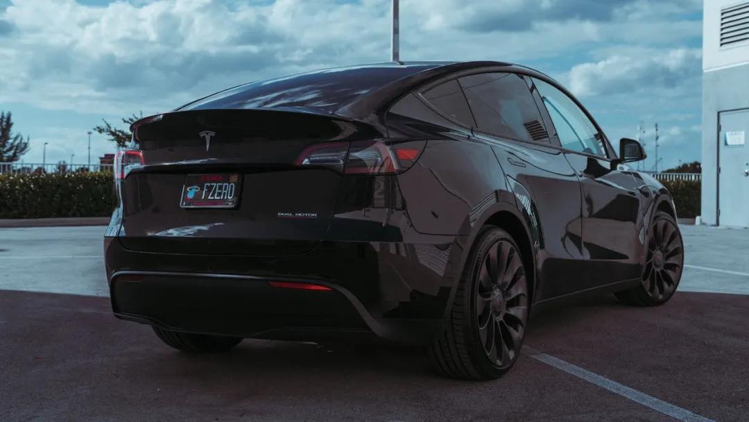 Insufficient parts: Tesla Model Y performance version delivered less ...