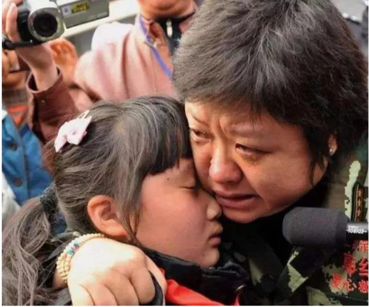 Han Hong's new song album "The Theater of the World" is on the line ...