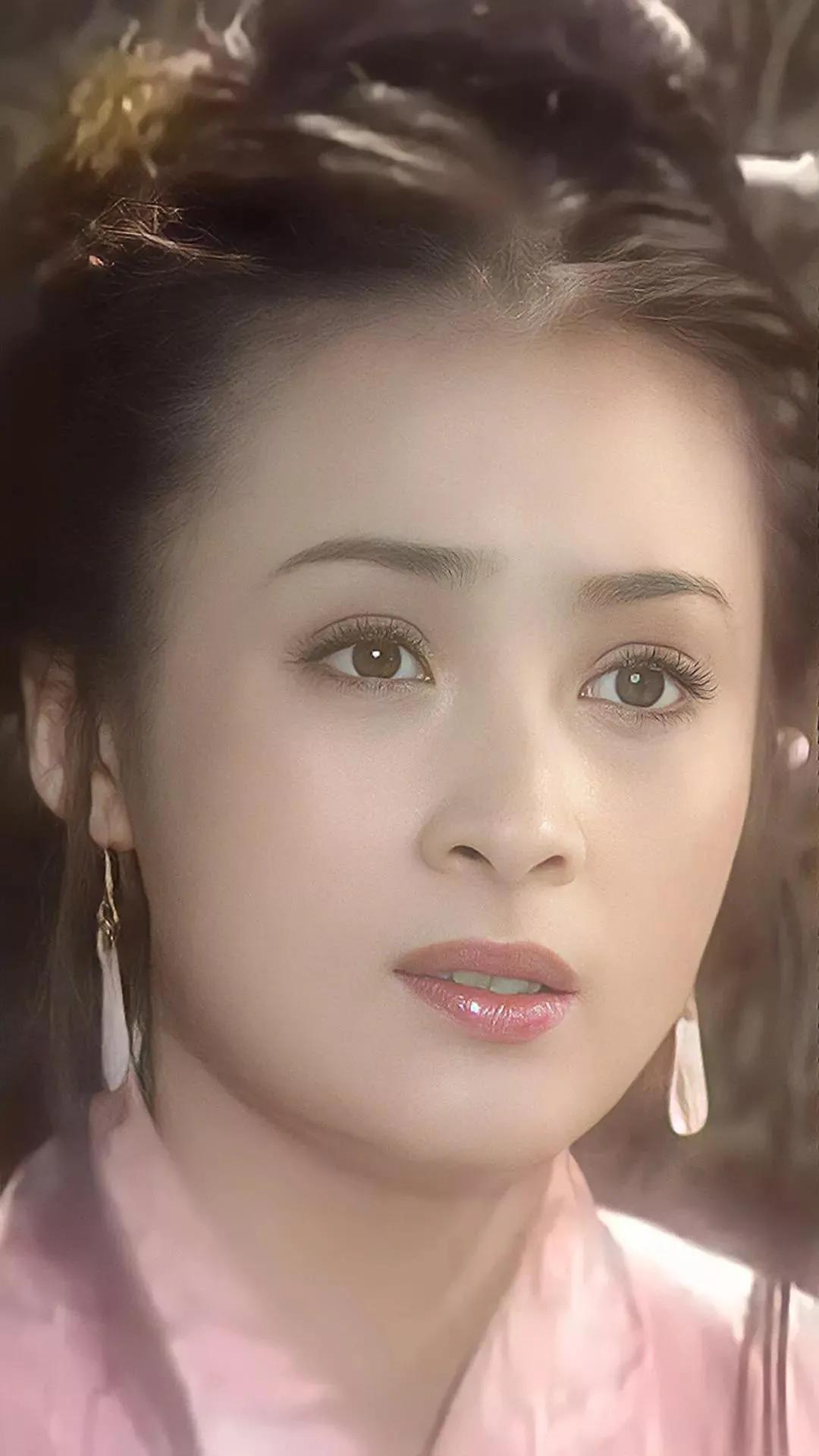 Beautiful wallpaper ‖ How beautiful was Jiang Qinqin when he was young ...