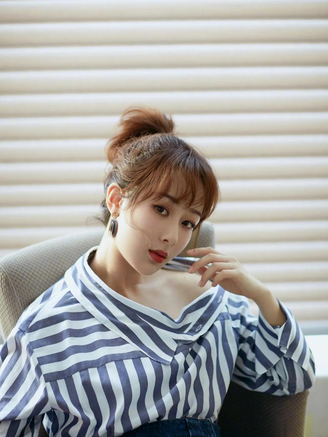 Yang Zi wallpaper selection - iMedia