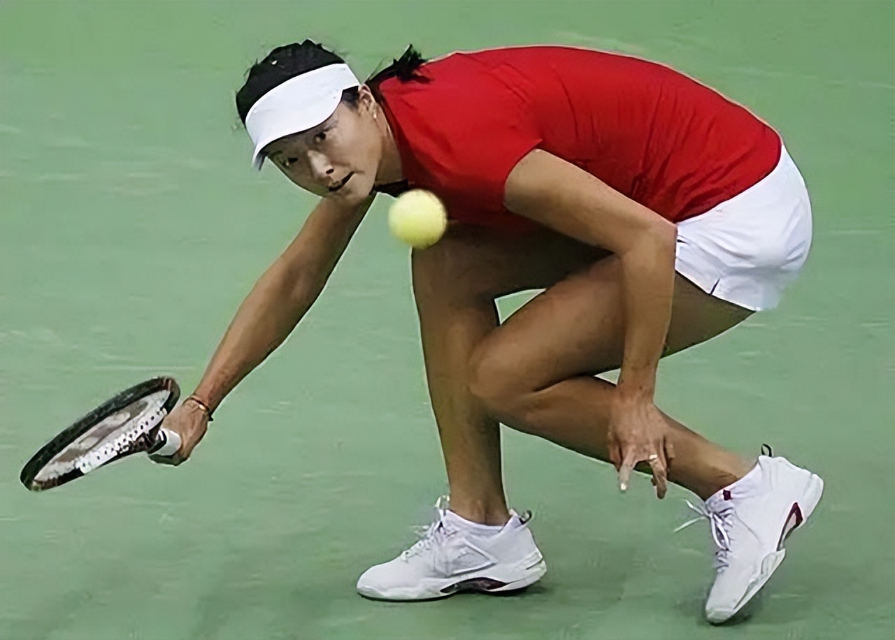 The legendary life of tennis star Yan Zi - iMedia