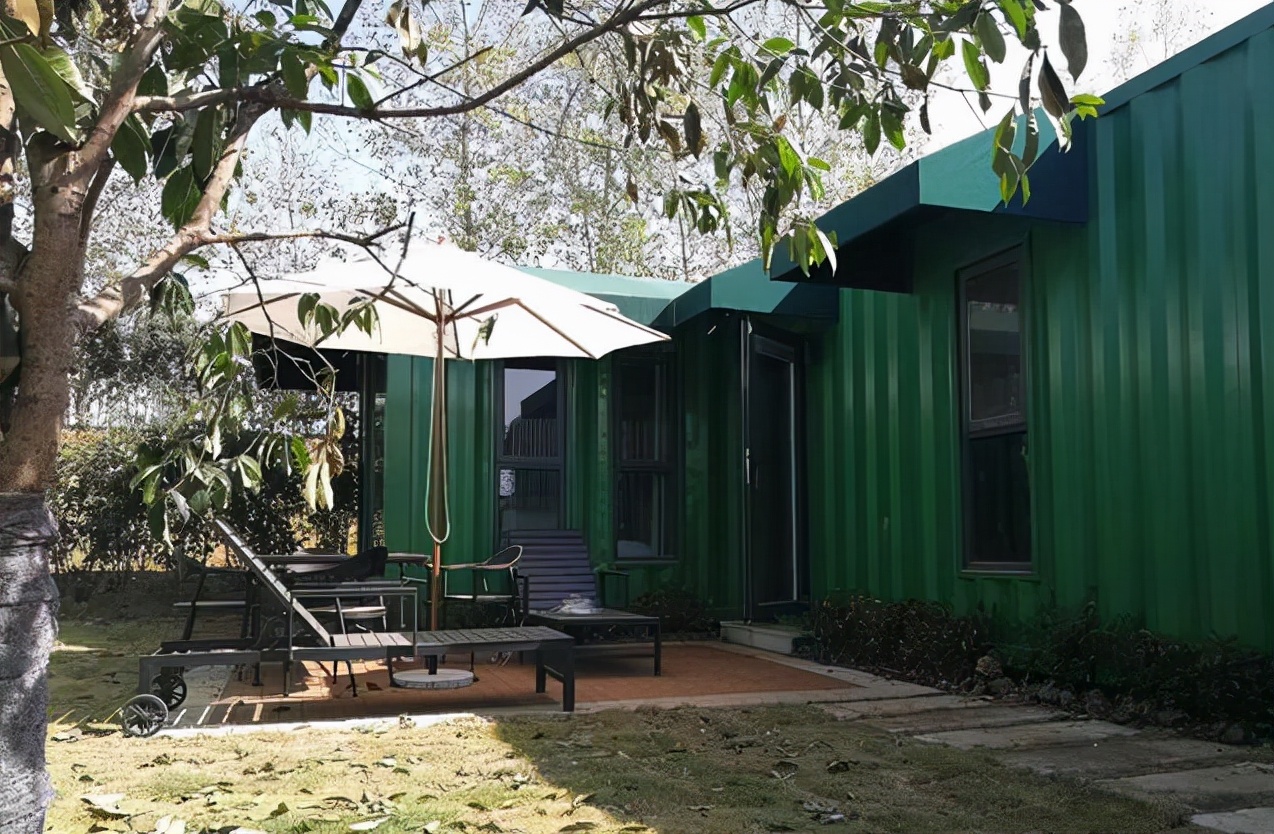 Custom design of container homestay hotel - iMedia