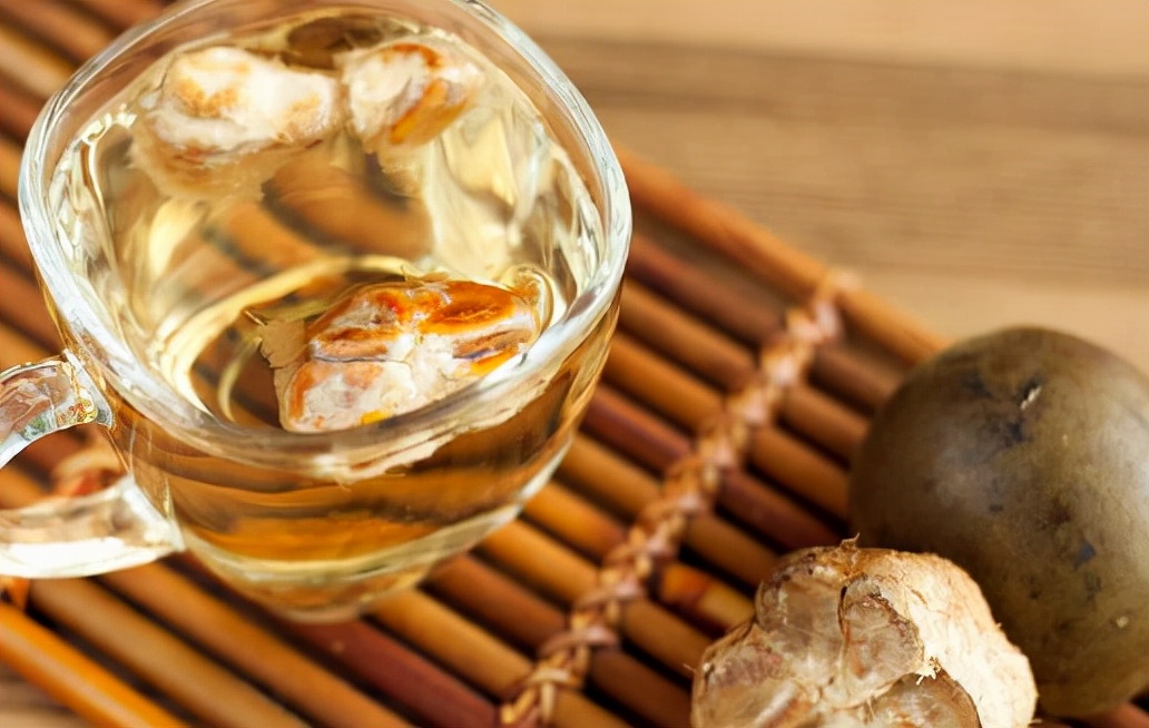 It is better to soak a few Luo Han Guo in water. What are the benefits ...