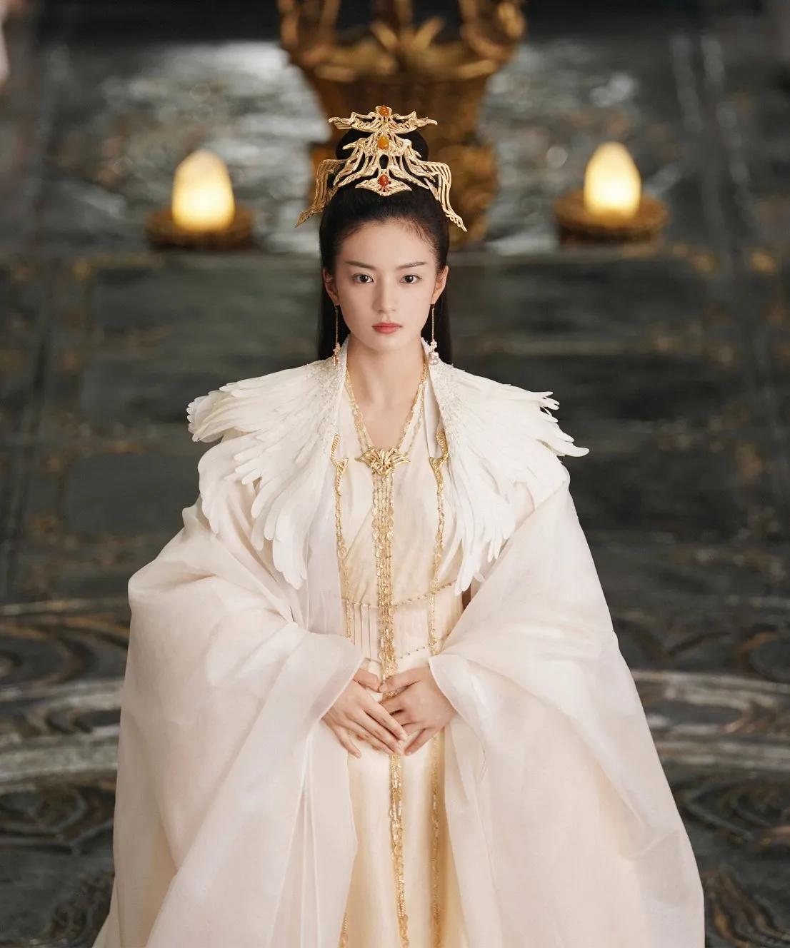 Zhang Yaqin, energetic girl, actor and model in 1996 - iMedia