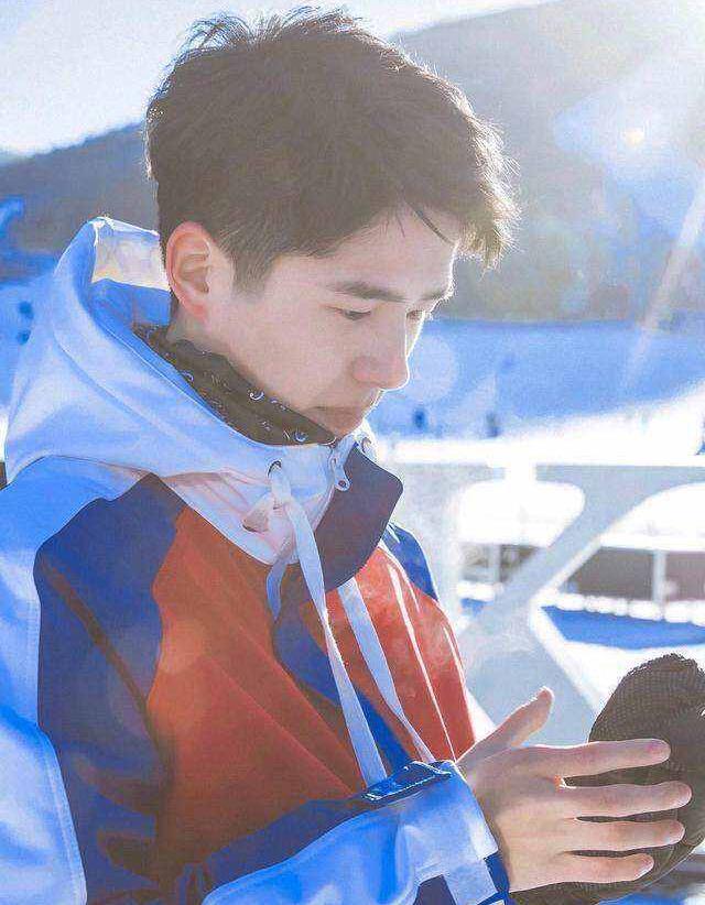 On July 8, 2022, "Burning Winter" will be officially announced!Zhou ...