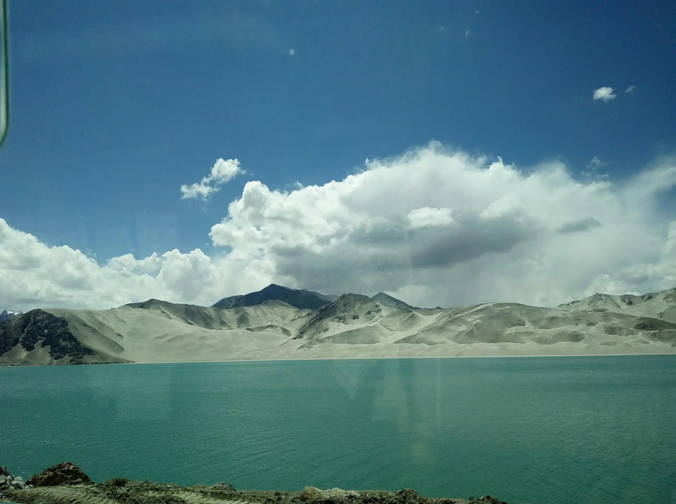 Xinjiang Karakule Lake and Baisha Lake - iMedia