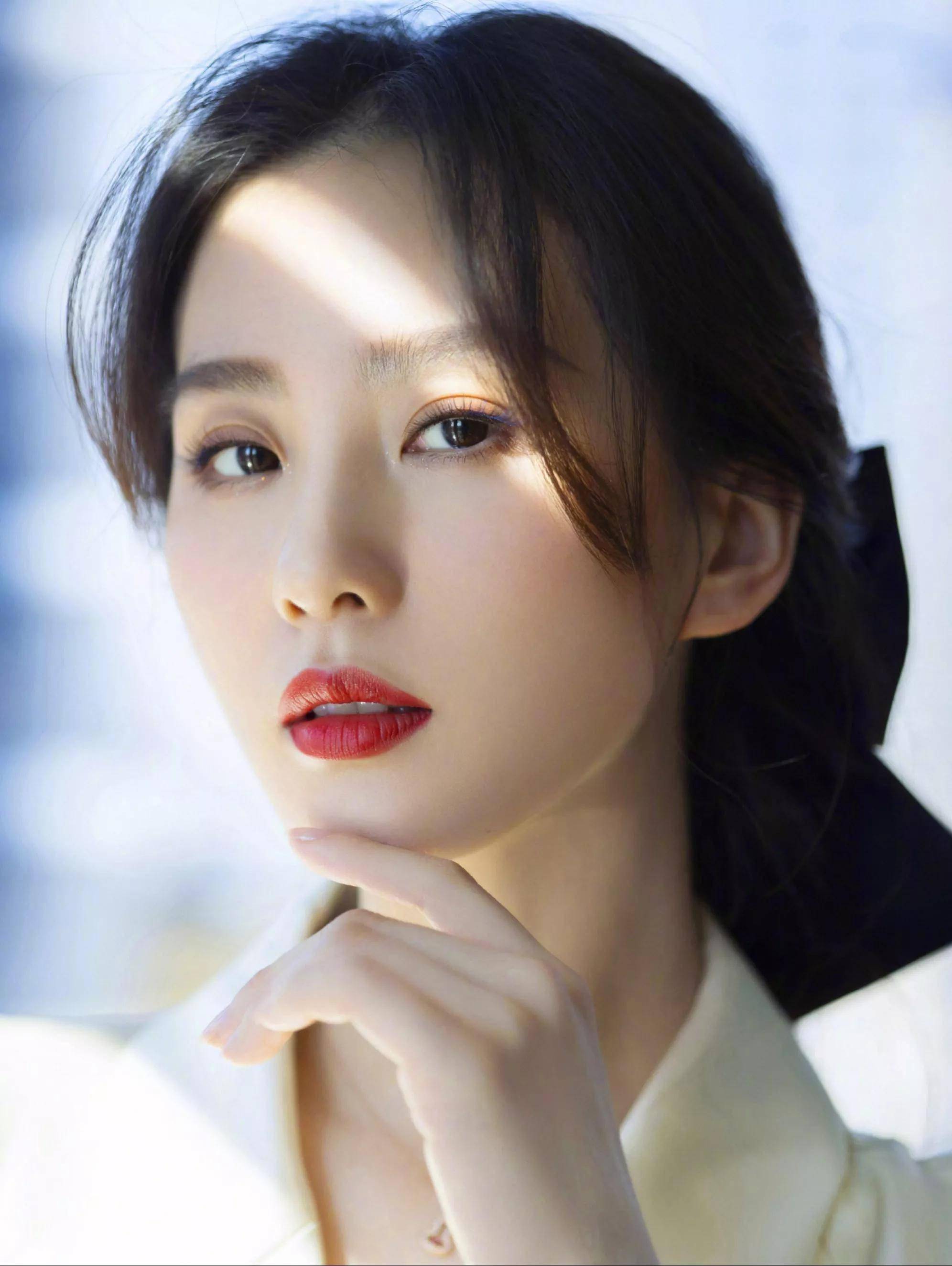 Little gossip of stars such as Lin Yun, Liu Shishi, Zhou Dongyu - iMedia