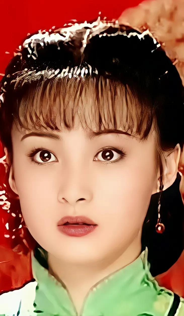 Beautiful wallpaper ‖ How beautiful was Jiang Qinqin when he was young ...