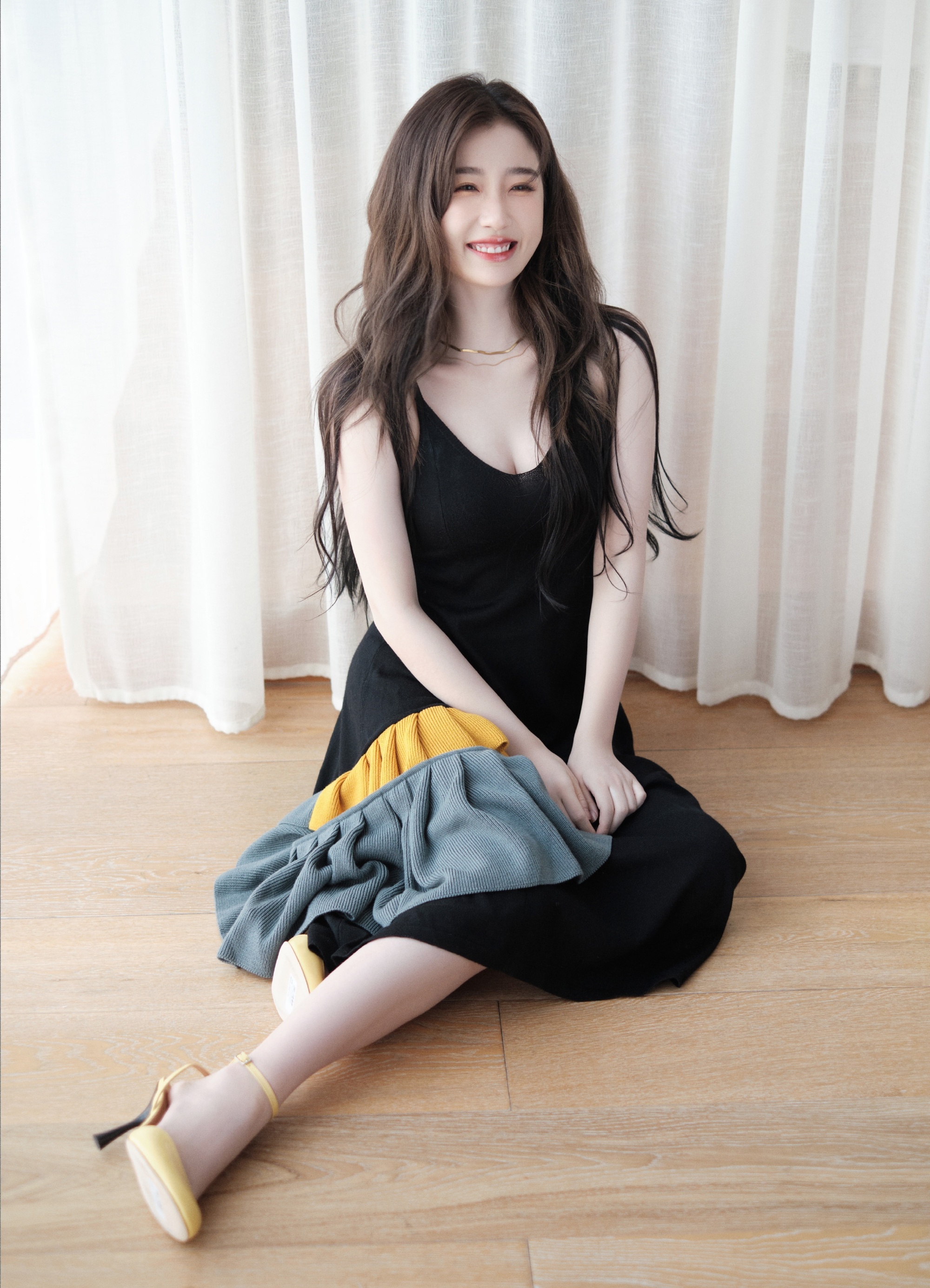 Yu Shuxin is so cute, how can a few beautiful photos be enough to see ...