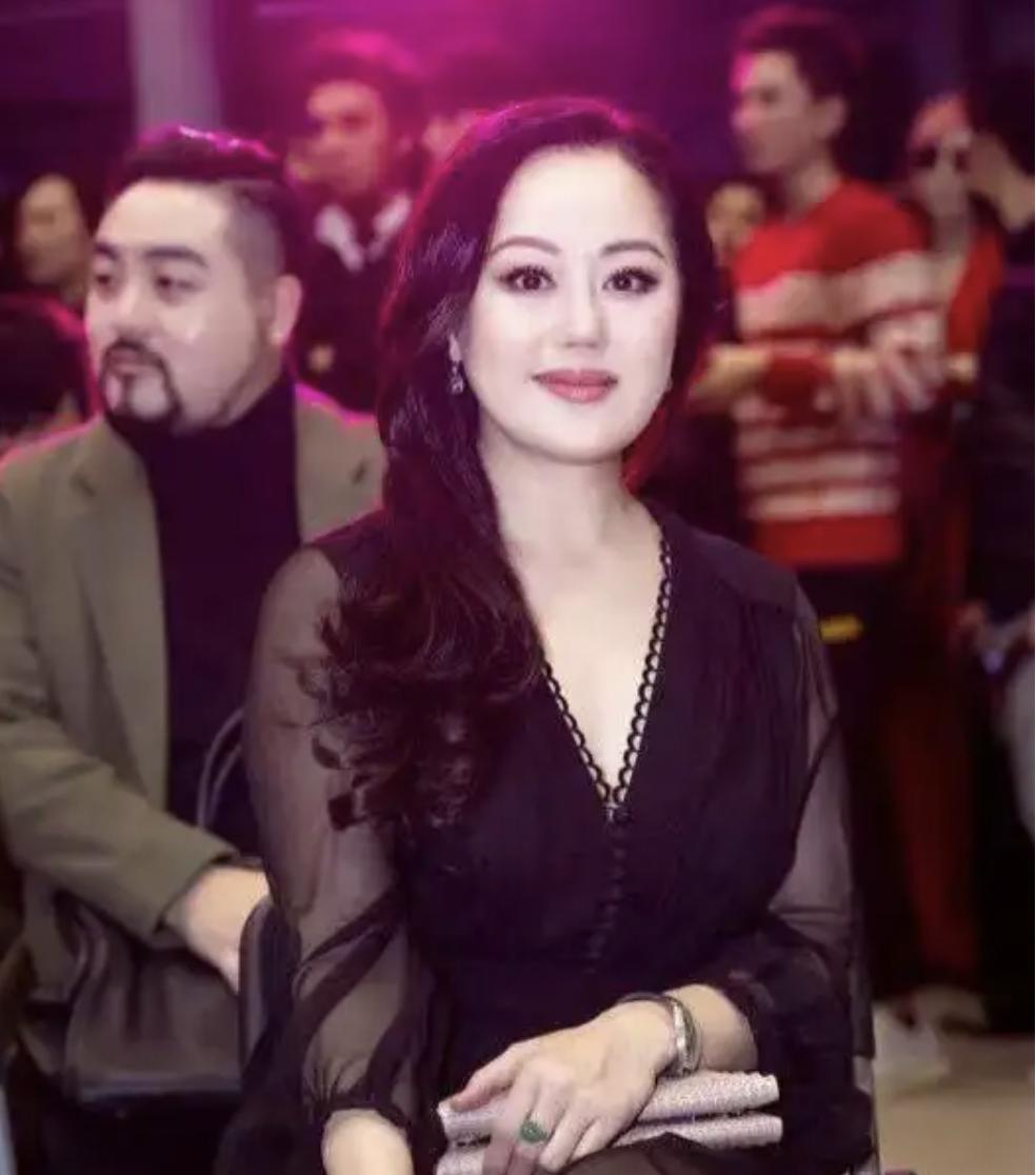 The two women behind Zhong Zhentao, Zhang Xiaohui made him bankrupt, and Fan Jiang repaid his ...