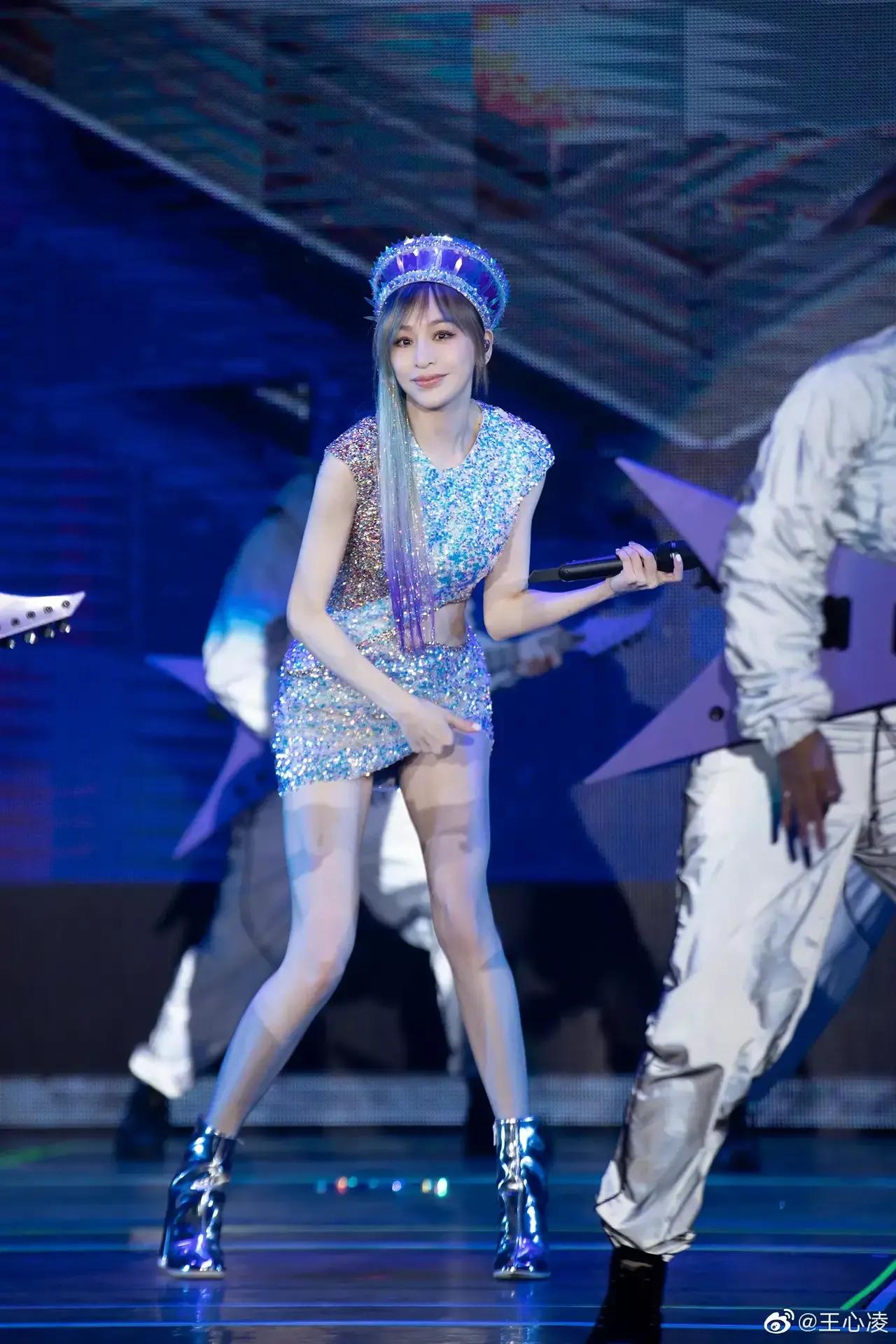 Wang Xinling, the leader of the sweetheart, charming - iMedia