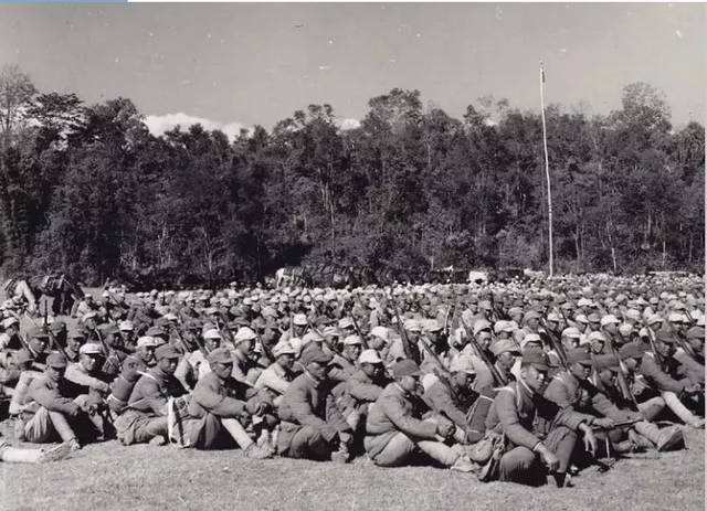 The Chinese Expeditionary Force fought back to Longshan, and cleverly ...