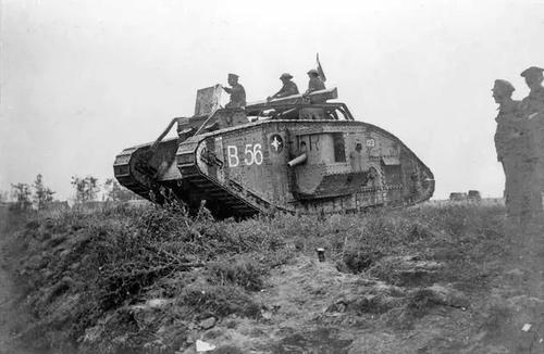 An Interesting Fact About World War II The First Submarine Sunk By A Tank Sherman Made Great an-interesting-fact-about-world-war-ii-the-first-submarine-sunk-by-a-tank-sherman-made-great