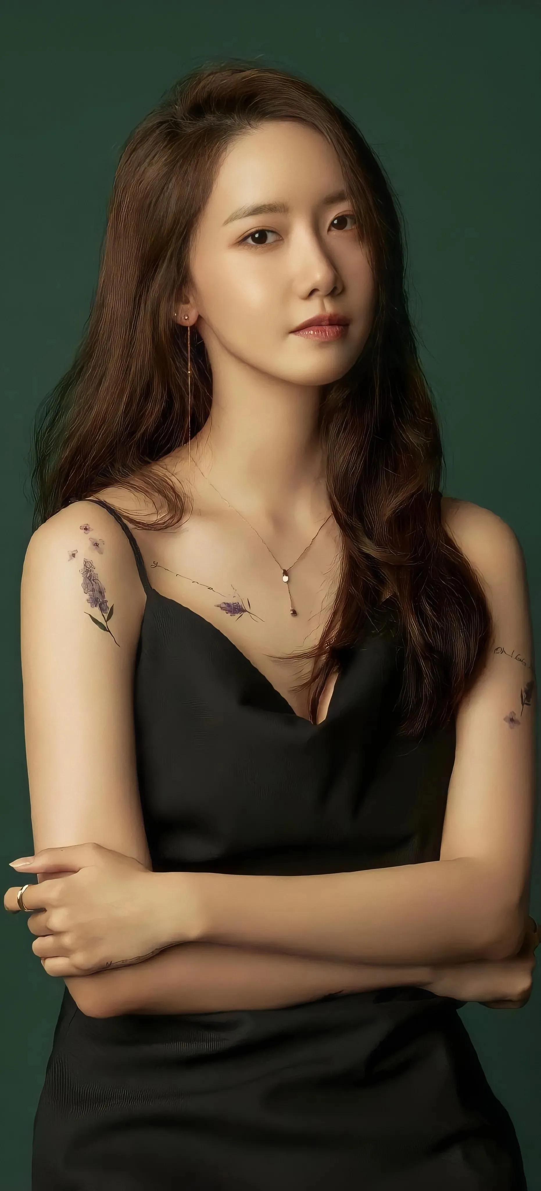 Lim Yoona: Black stockings beauty, good figure, the most beautiful in South Korea - iMedia