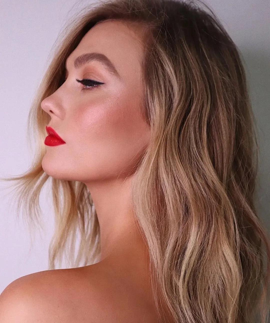 American supermodel Carly Klaus - iMedia