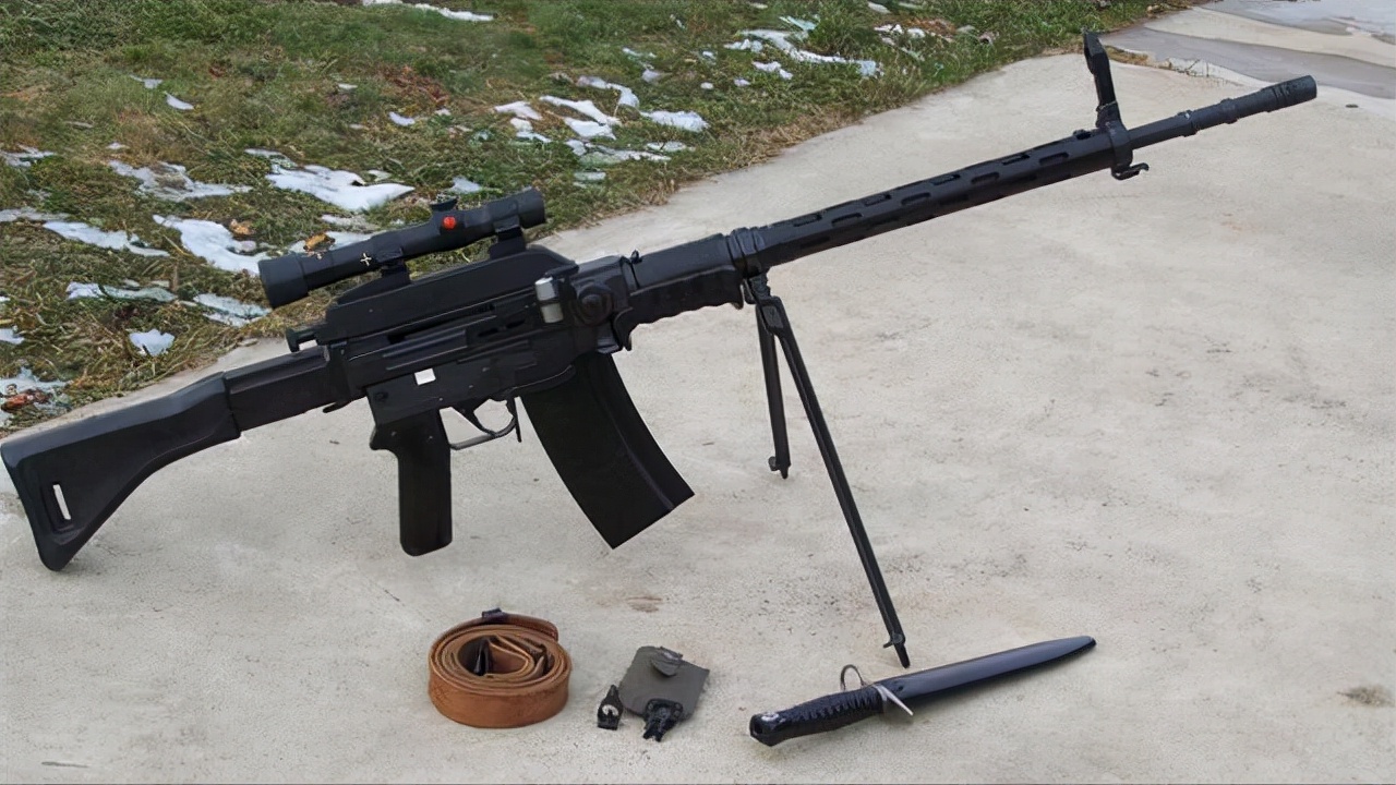 The global "high-precision" sniper rifle, the Swiss SG510-4 assault ...