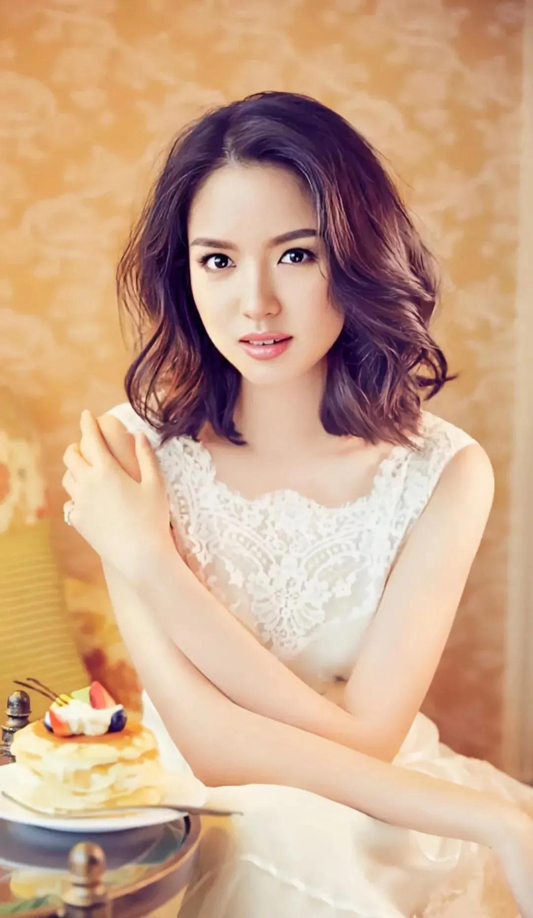 China's first "Miss World" champion Zhang Zilin (1) - iMedia