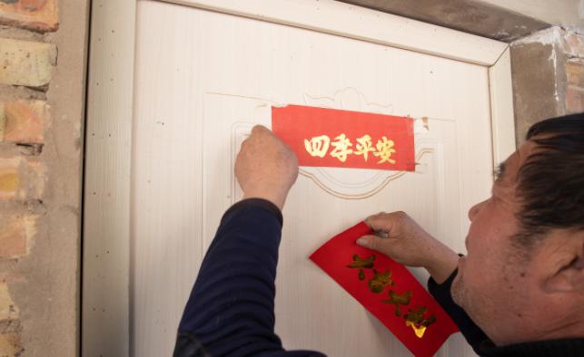 Don't use glue to paste Spring Festival couplets!Teach you the correct ...