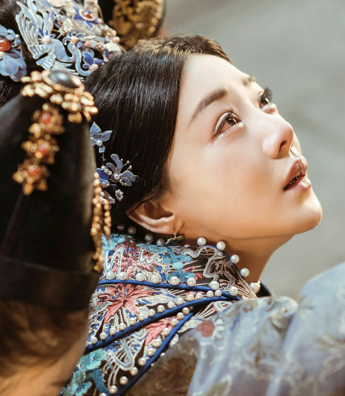 Emperor Xuanzong of the Ming Dynasty congratulates Empress Zhang - the ...