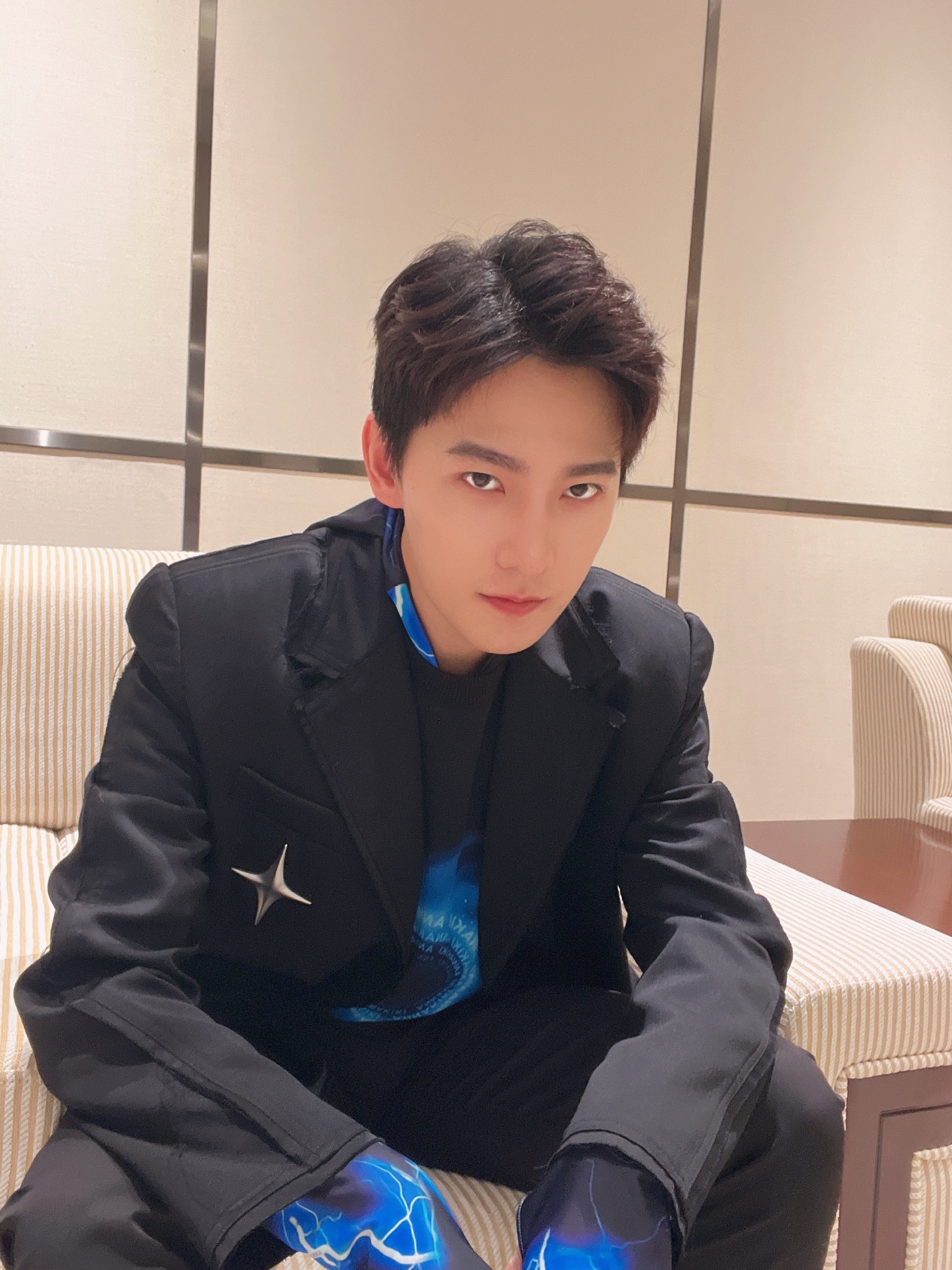 1.9-10 Beautiful pictures: Ren Jialun, Yang Mi, Yang Yang, Zhao Liying ...